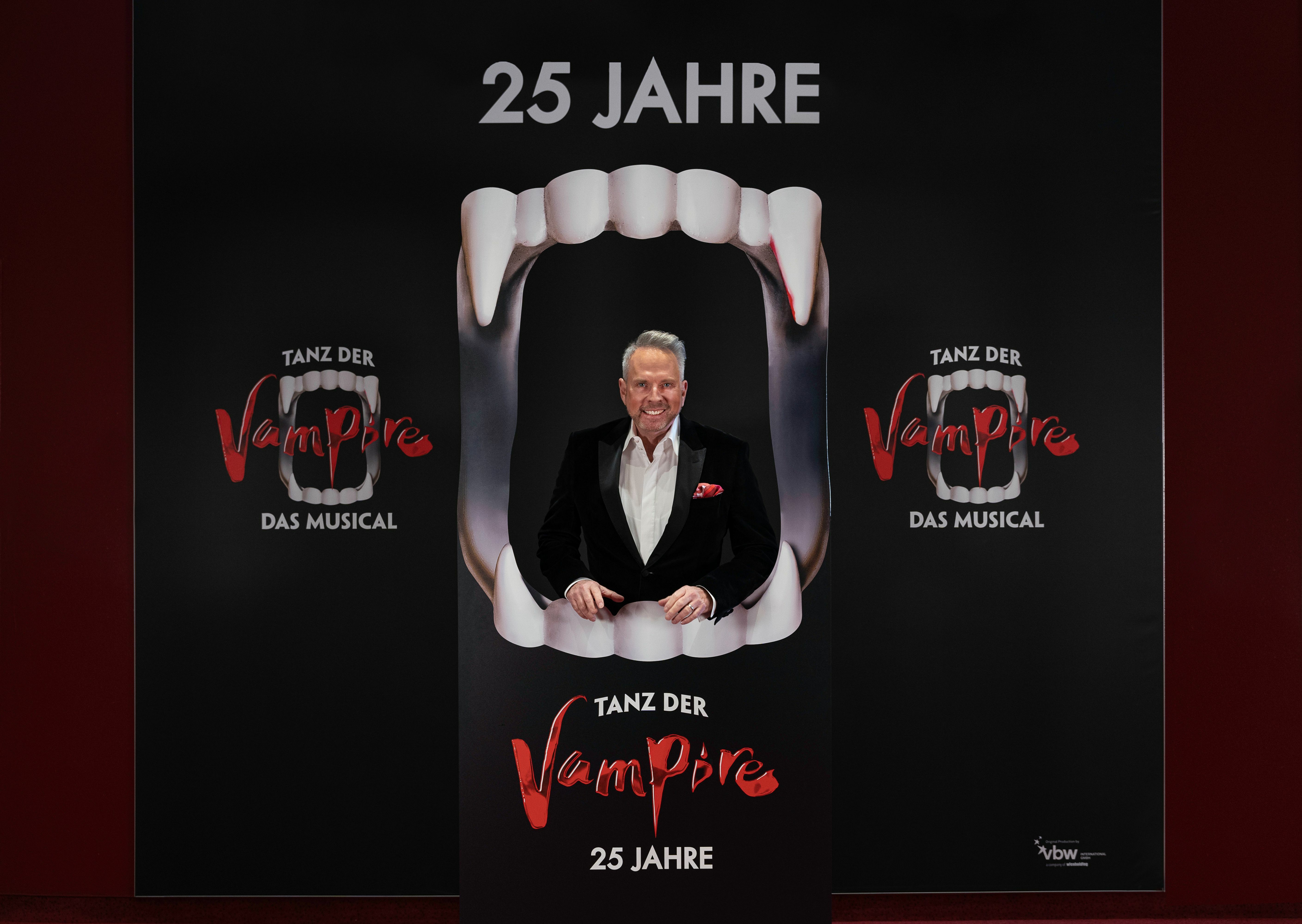 Begeisterung für den Musical-Superstar - Kevin Tarte als Graf Krolock ...