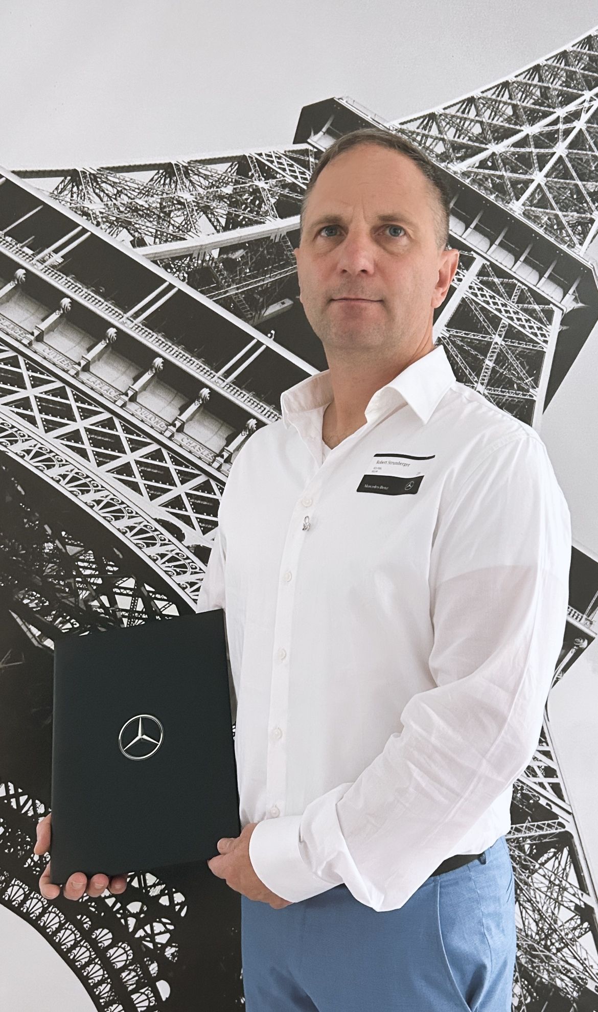 25 Jahre bei Mercedes-Benz - Sindelfingen: „Wir haben unseren Traumjob ...