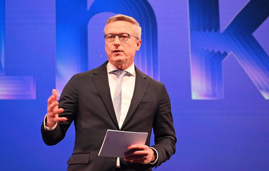 Ehningen - Historischer Moment für IBM: Der Technology Campus ist ...